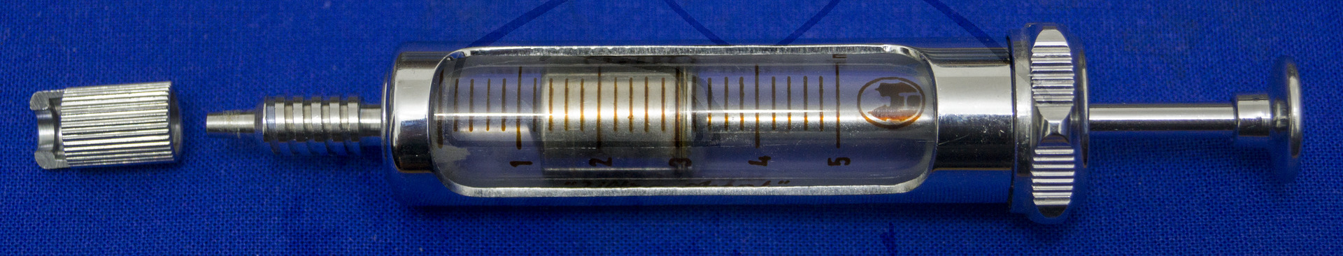 Virtuelles Medizinmuseum: Drei Spritzen Modelle aus der Reihe "Ultra ...